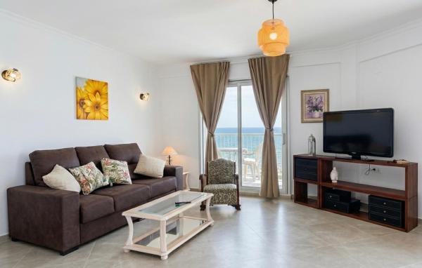 Apartamento Con Vistas A La Playa Con Ascensor Y Wifi 9 Pax - Oliva