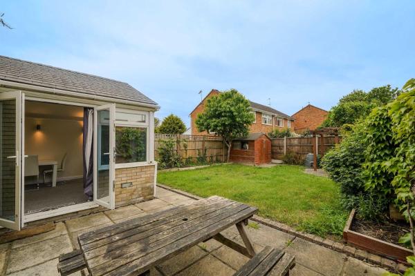 Charming House With Garden In Aylesbury - Aylesbury