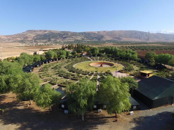 Domaine Couleurs Berbères, Piscine, Vue Atlas, Bivouac & Expériences à Lalla Takerkoust - Asni