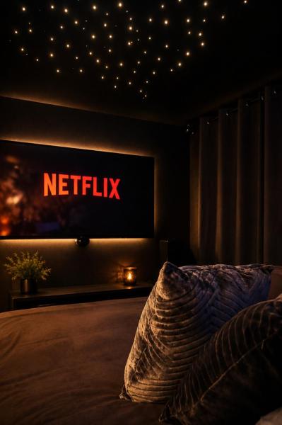 Studio Ambiance Ciné Privé - Confort, Wifi, Parking - Proche Lorient, Voie Express & Plages - Hennebont