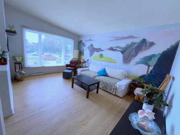 Bright Private Room Near Montreal Fast Wifi - Montreal