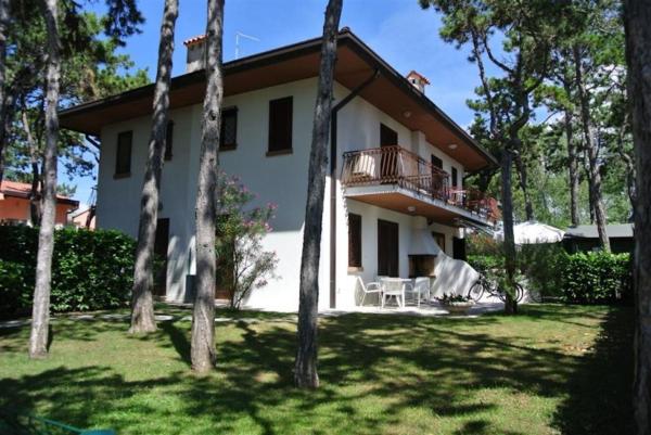 Townhouse With Private Fenced Garden - Lignano Riviera