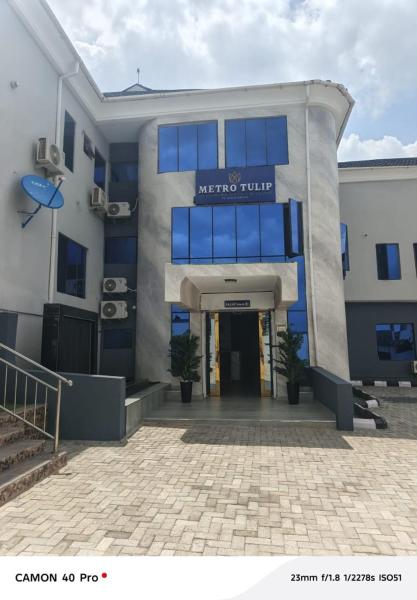 Metro Tulip Apartment Hotel & Suites - Ibadan
