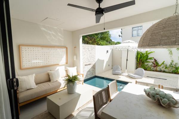 Stylish West Coast 3br Retreat With Pool Near Beach - Barbade