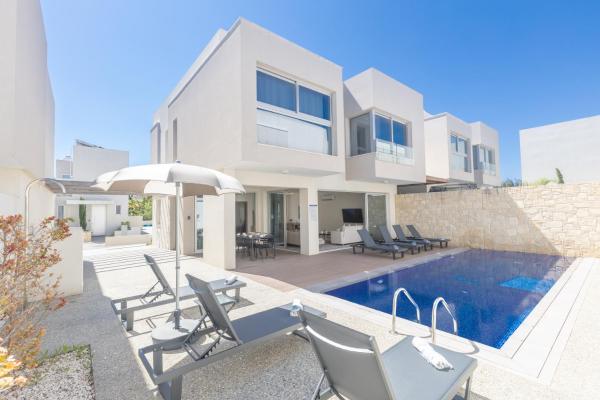 Mythical Blue Villas - Famagouste