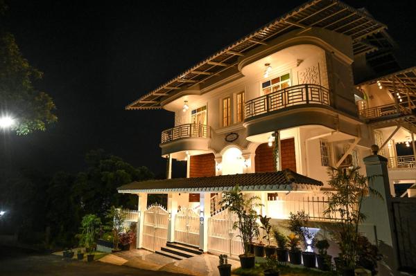 Familia Furtado-luxury Villa In Porvorim - Goa