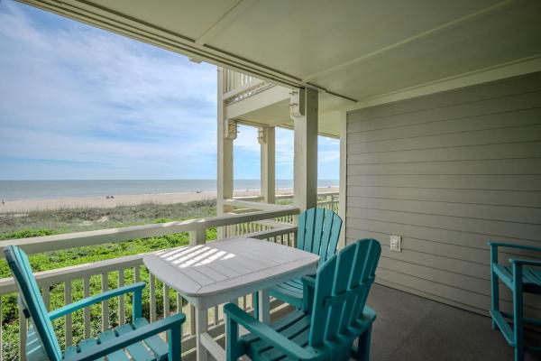Ocean Dreams By Oak Island Accommodations - Southport, NC