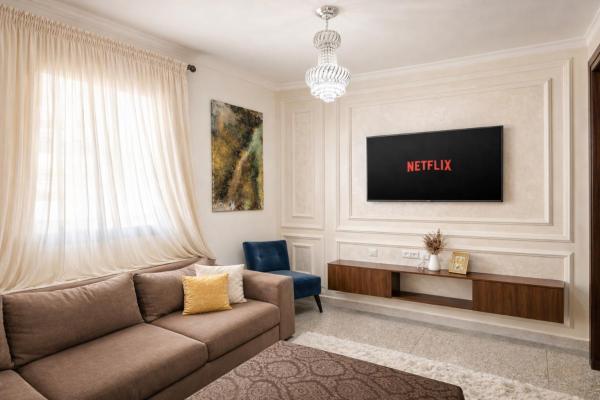 Serene Central Home Near Beach - High Speed Wifi, Free Parking - Agadir