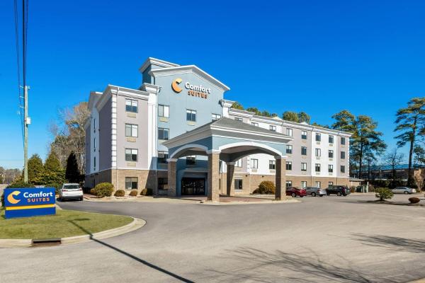 Comfort Suites Sanford - 百老匯