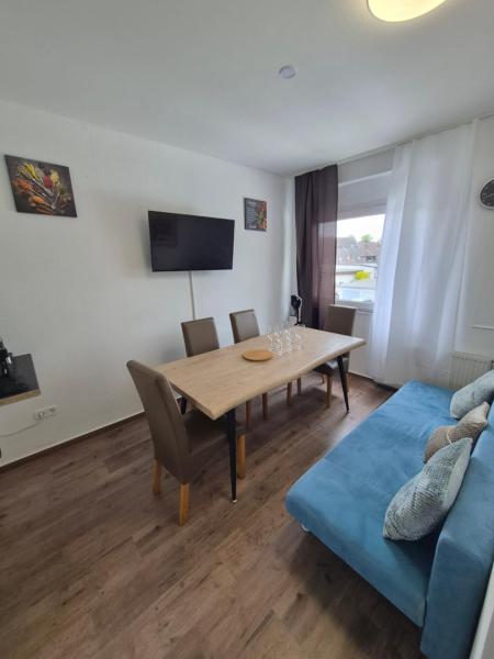 Business Apartment Für Firmen Und Monteure Mit Privatparkplätze - Bergheim