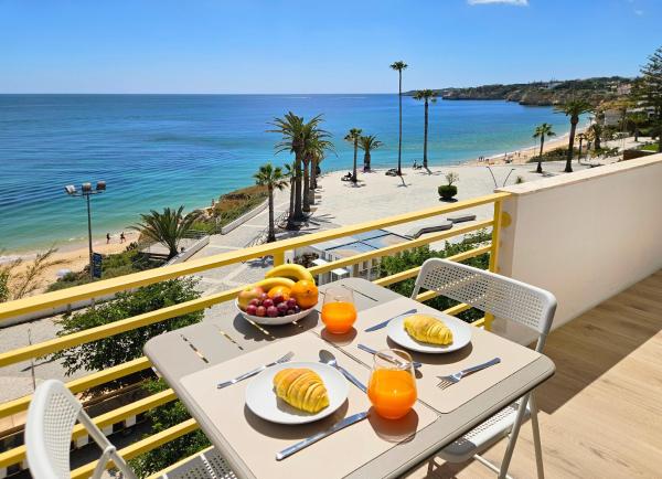 Royal Beachfront - Premium Sea View Apartment - Armação de Pêra