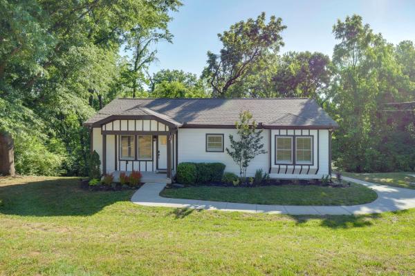 'The Beautiful Home' 1/2 Mi To Old Hickory Lake! - Lebanon, TN