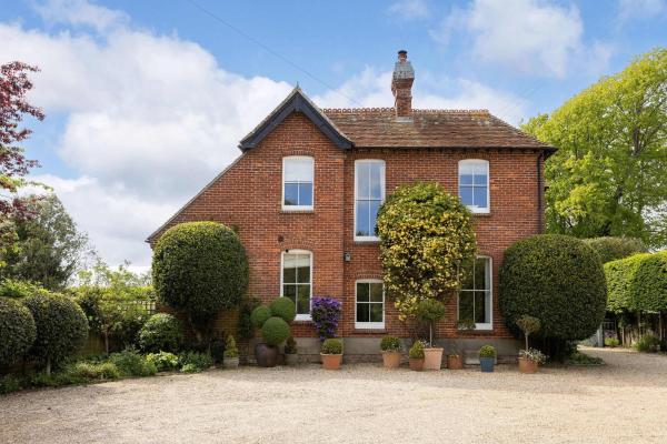 Victorian House Sleeps 14 Pool And Gardens - Chichester