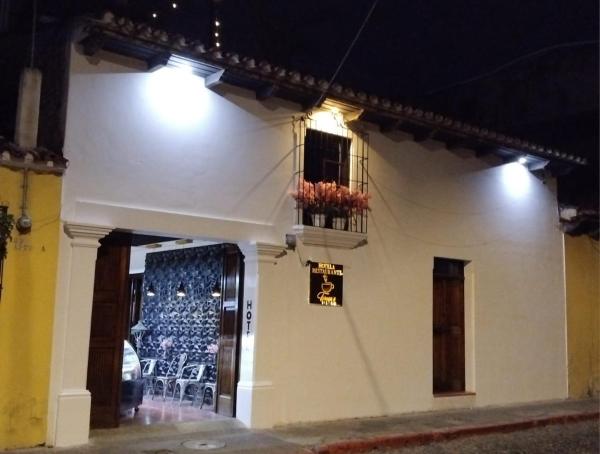 Hotel & Restaurante Teresàs Bistro - Antigua Guatemala