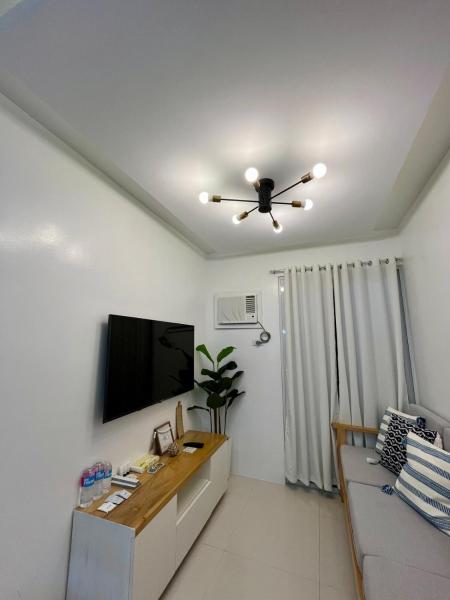 2 Bedroom Condo With Pool, Gym, Near Airport - Puerto Princesa