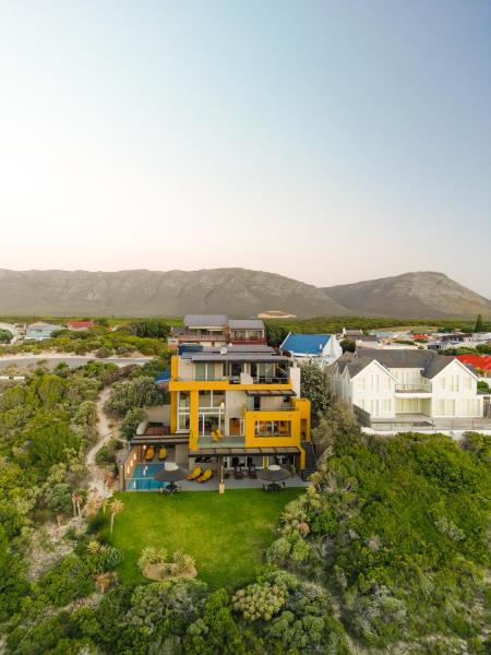 Crayfish Lodge Sea & Country Guest House - Gansbaai