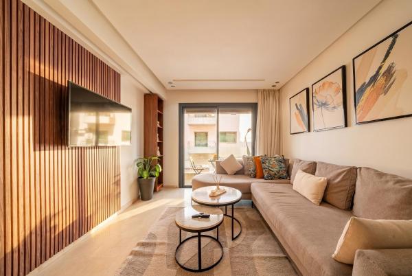 Vivastay Casablanca - Maarif, Castelo Residency Les Princesses, Charm And Perfect Location - Casablanca