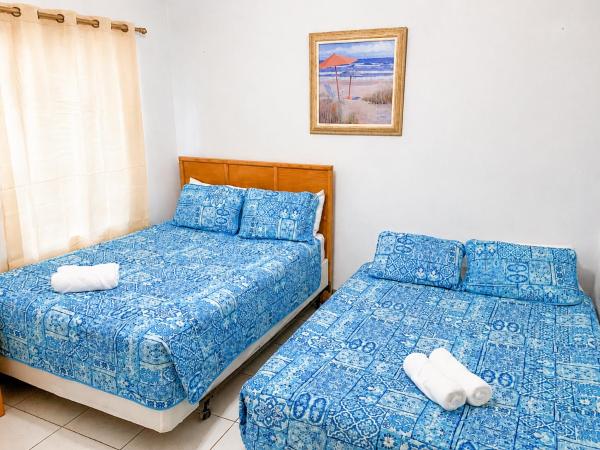 Suite 1, Blue Pavilion - Steps To Beach - New Ac - Cayman Islands