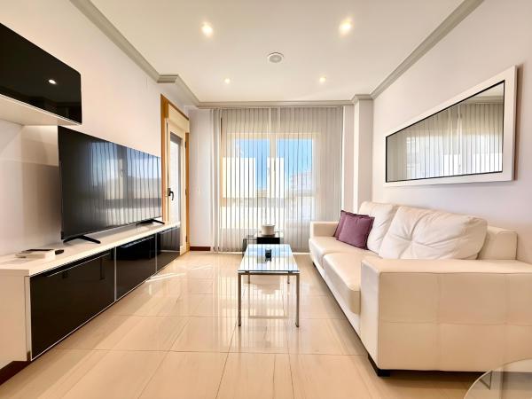 Mediterraneo Real Beach And Pool Cozy Apartment - Alhaurín el Grande