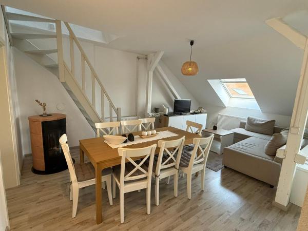 Gemütliche Neurenovierte Dachgeschosswohnung - Erfurt