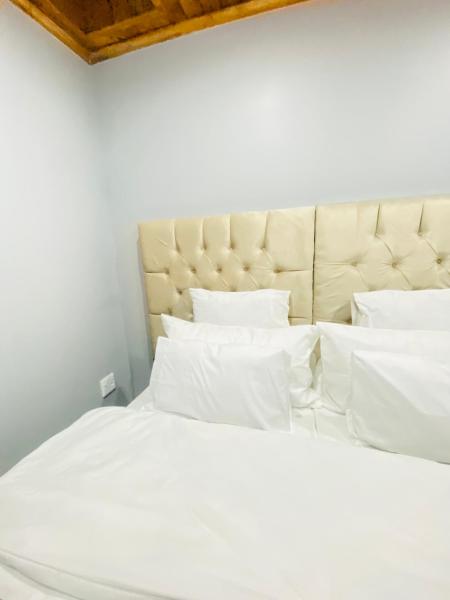 Bellville Queens And Kings Guest House - Western Cape