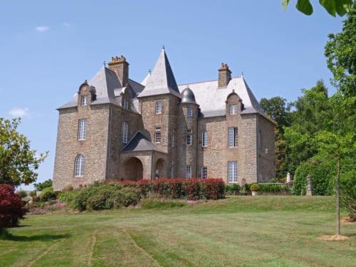 Château De Montbrault - Fougères