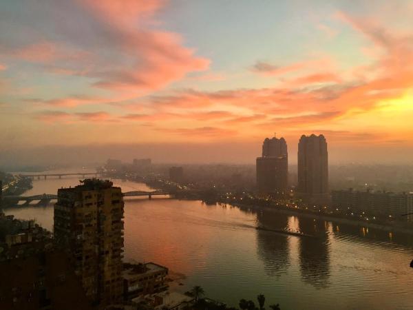 Panoramic Luxury Nile & Skyline View In Zamalek - Kairo