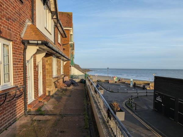 The Stade, Harbour Arm & Sea Views - Folkestone
