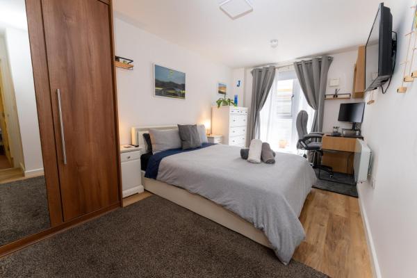 2b2b Deluxe Apartment - Executive Woking & London - 30 Min To Waterloo - Woking