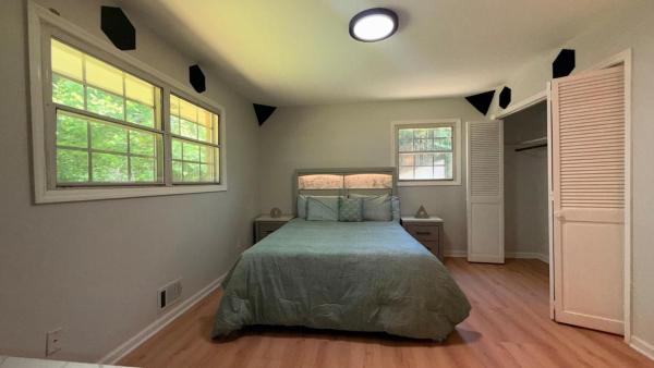 3b 2b Home With Private Suites Smart Tvs 3 - Hurricane Harbor, Austell