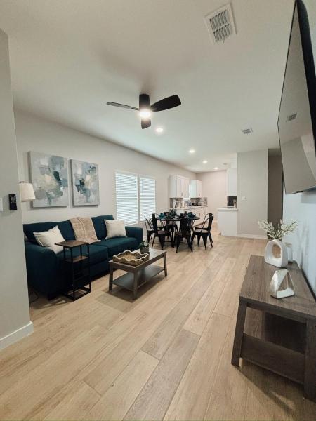 Cozy 3 Bedroom - 2 Bath Home - Harlingen, TX