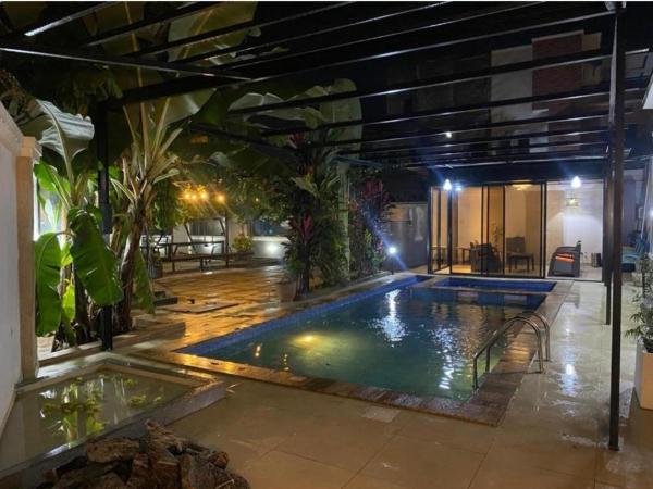 Pool&garden View - Karumo - Abuja