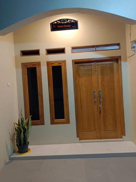 Maulana Homestay - By Login - West Java