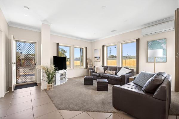Modern Home In Highton - Geelong