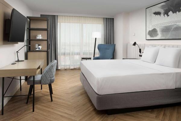 Radisson Blu Fargo - Fargo, ND