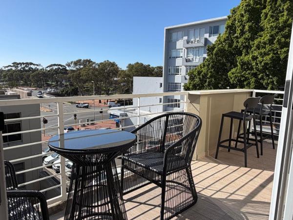 York Mews Signature Stay Stadium Views - Cape Town
