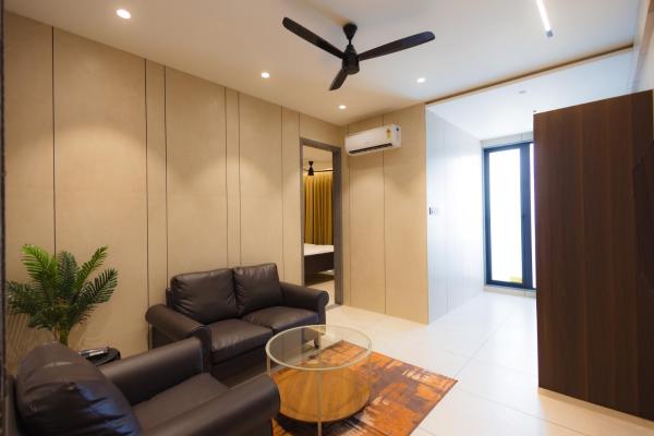 Nirrtul Crystal 1bhk Apartment Cozy & Quite - Surat