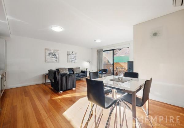 Parklane Apartments - Bathers Beach, Fremantle