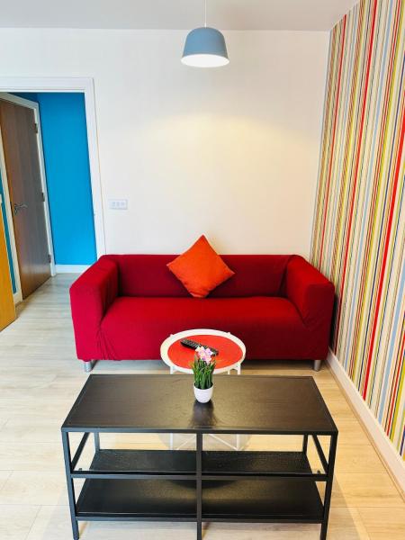 Stylish 1br Birmingham By Livecomfortably - Birmingham