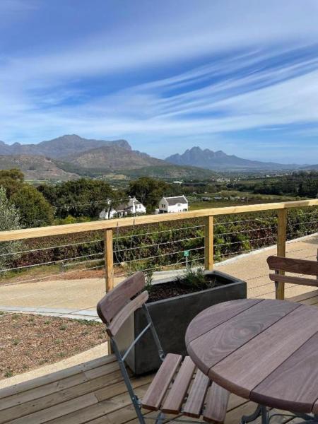Dieu Donné Vineyard Self-catering Cottages - Franschhoek