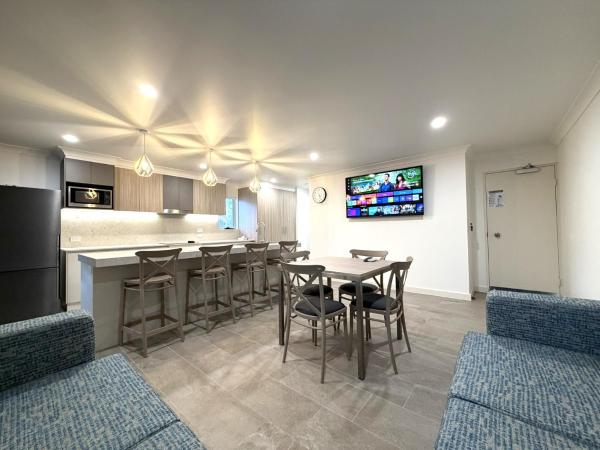 Southport Apartments - Nerang