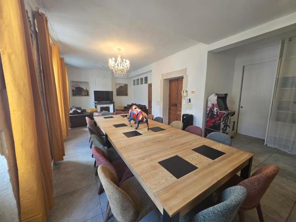 Cocon Des Arènes Nîmes Centre 18 Couchages - Nîmes