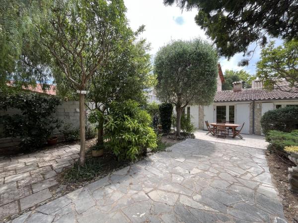 Fréjus Plage - 5mins à Pied Des Plages - Maisonette Avec Jardin, 4p, Au Calme Absolu - Les Issambres