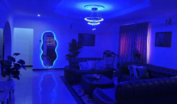 The Experience Serene 2 Bedroom Apartment In Gwarinpa - Abuja