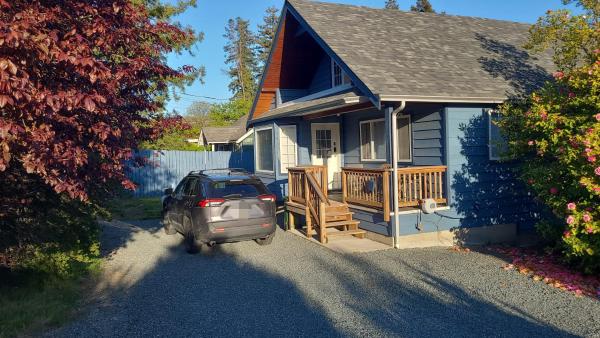 Blue Star Bnb - Powell River