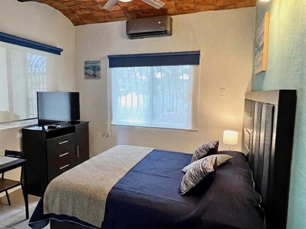 "Le Petit Oasis" Pool, Ac And Beach 1 Minute Away - Los Ayala