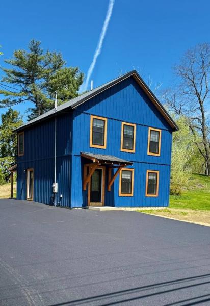New Riverside Fire Pit 3br 2.5 Bath - Bangor, ME