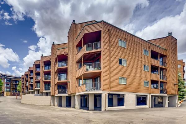 Lake Dillon! Amphitheatre, Walk To Lake, Pool & Hot Tub - Silverthorne, CO