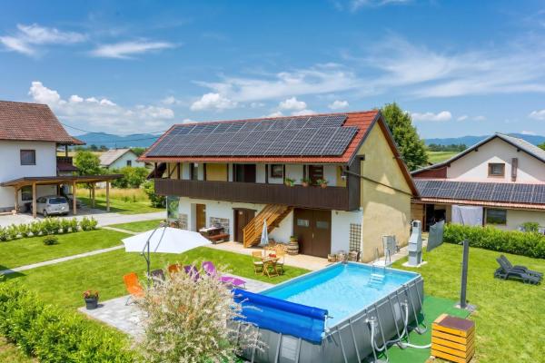 Kolpa Reka "Merina Hiša", Bazen, Savna - Gradac