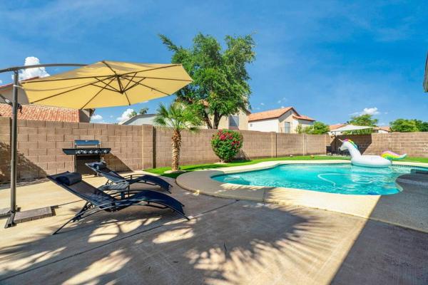 Pool Fireplace 5 Mi From West Gate - Avondale